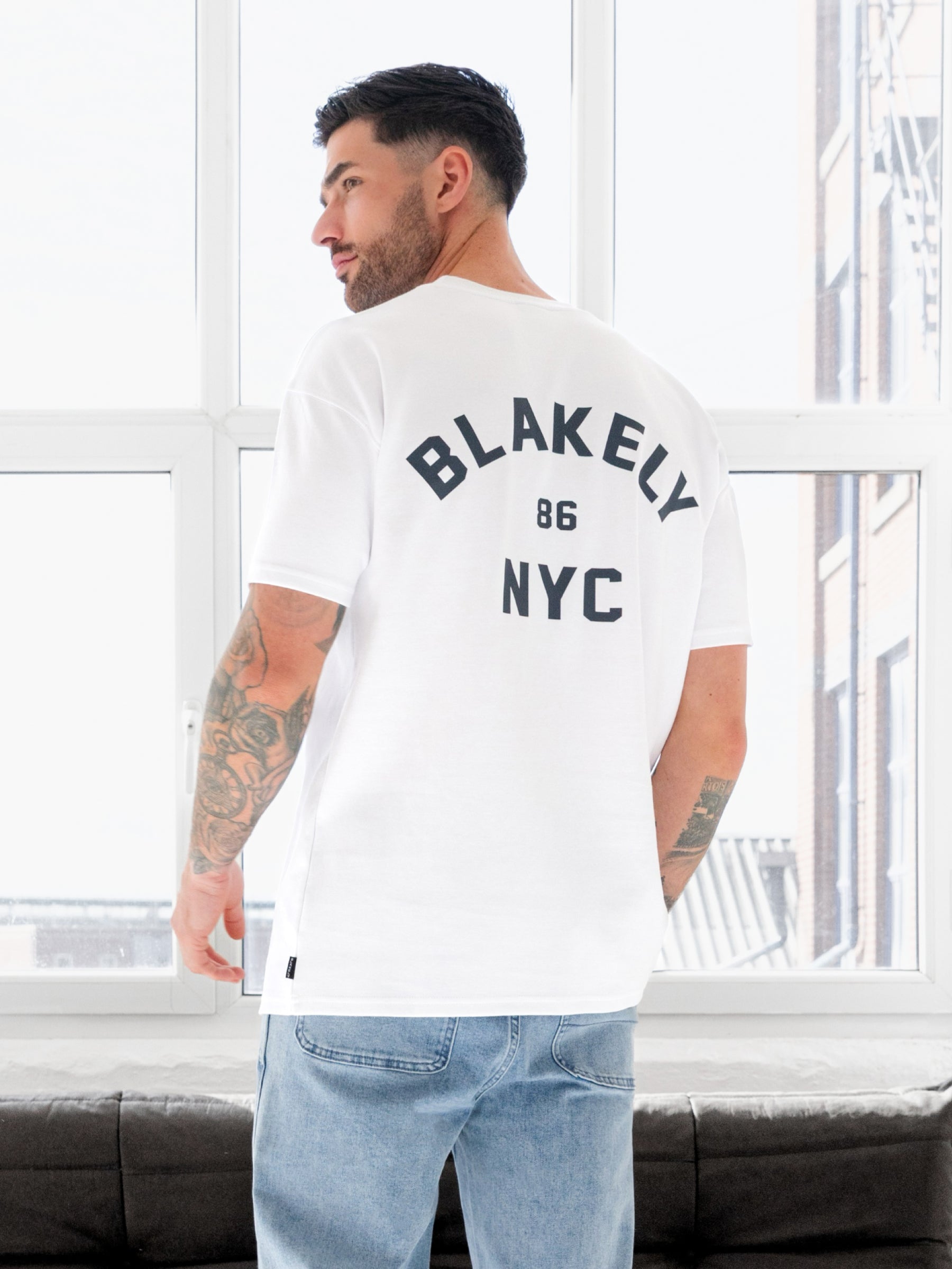 Buy Blakely Mens White & True Navy NYC Relaxed T-Shirt | Free delivery ...